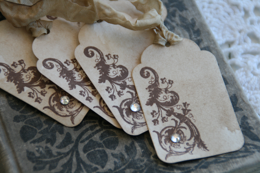 french flourish tags