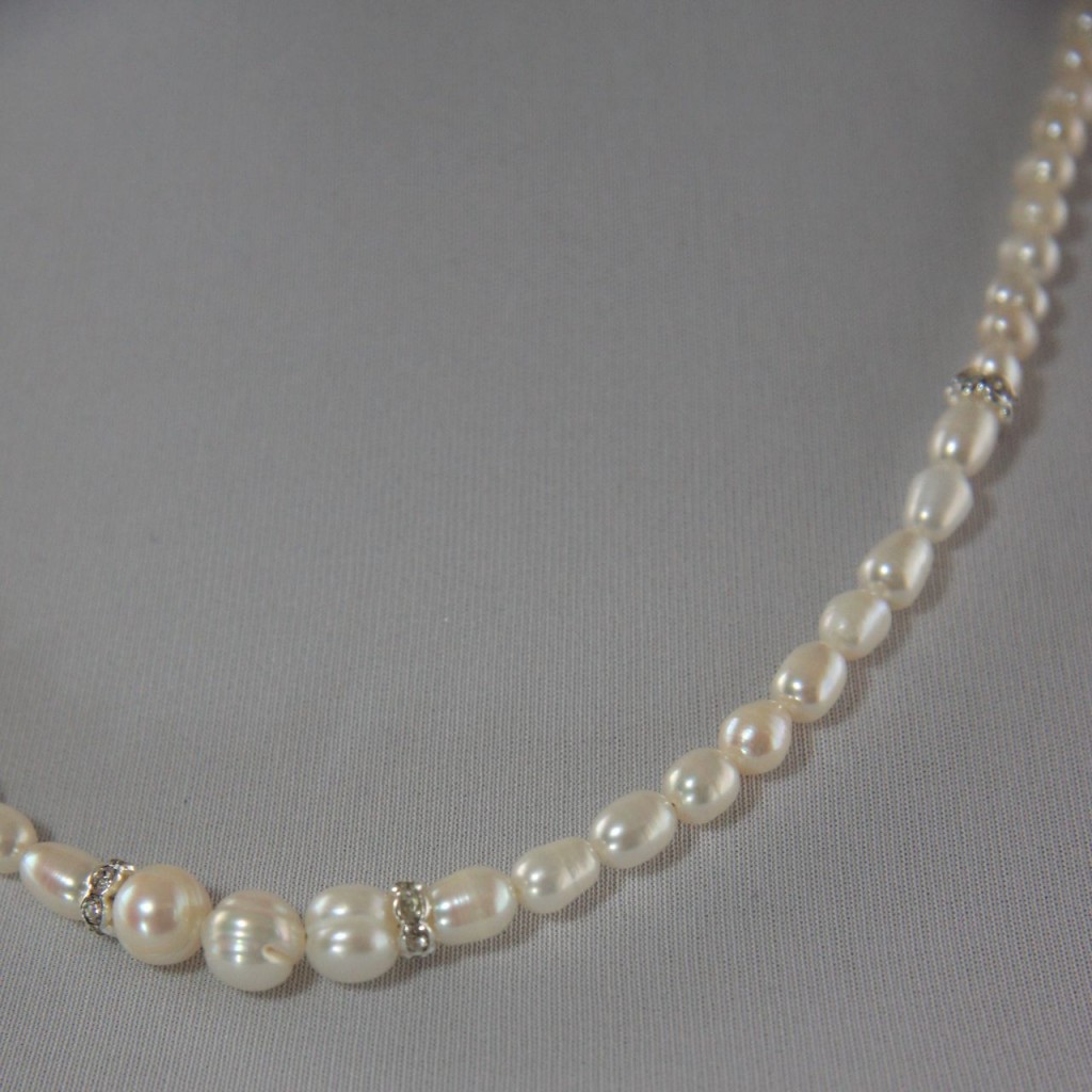 Freshwater Pearl Rhinestone Necklace