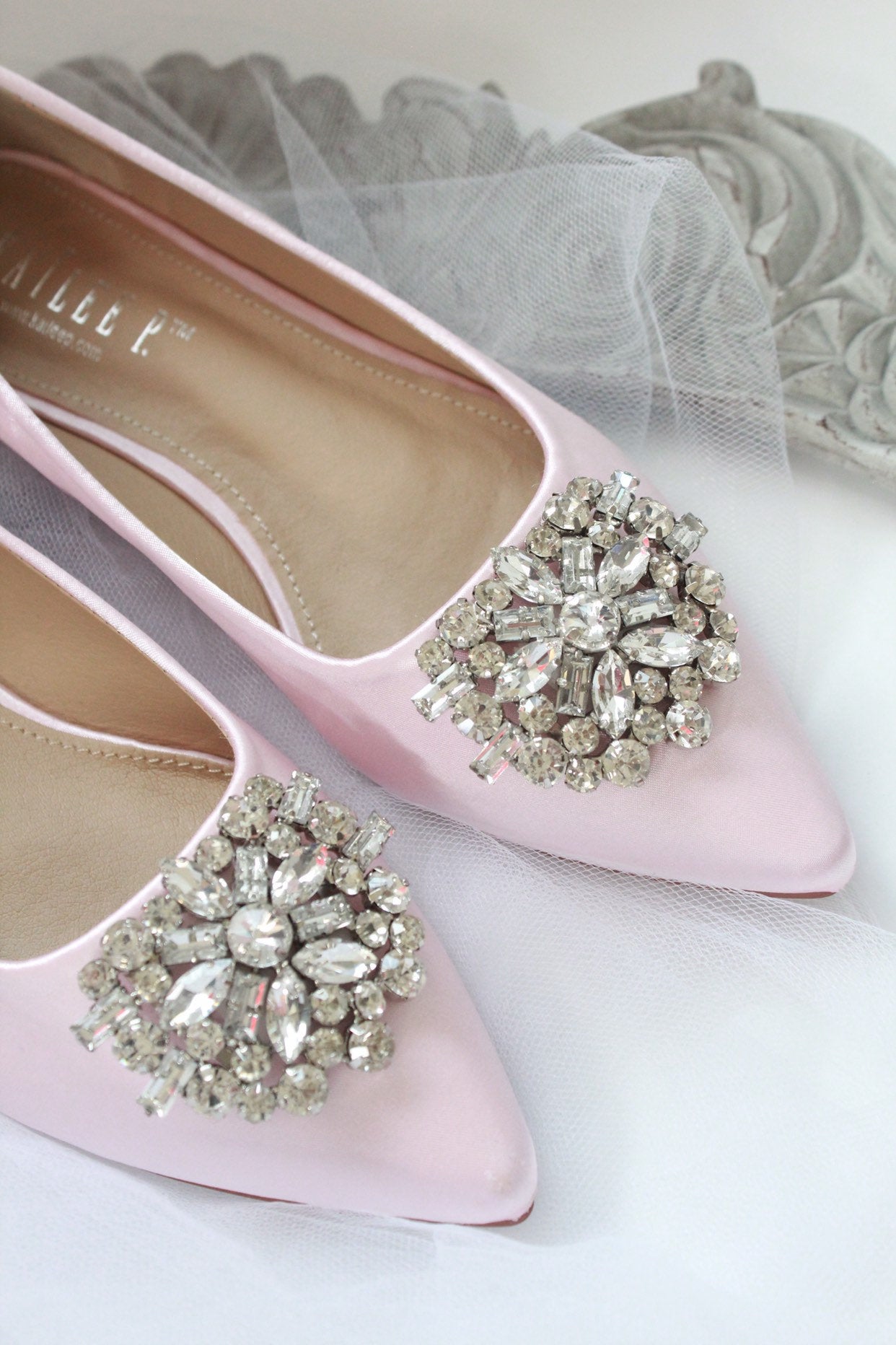 5 Prettiest Pink Bridal Flats for Weddings | Emmaline Bride
