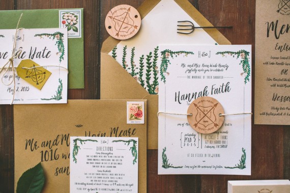 7 Amazing Rustic Wedding Invitations Etsy Finds | Emmaline Bride