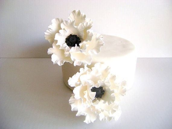 Clay Flower Cake Toppers for Your Wedding | Emmaline Bride