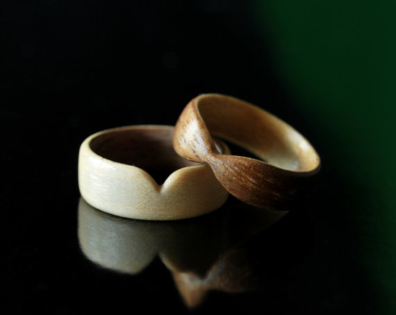 28 Unique Matching Wedding Bands - His & Hers Styles / Couples Rings