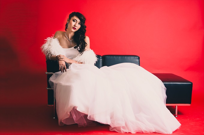 Vanity Fair Inspired Bridal Shoot | Emmaline Bride Wedding Blog