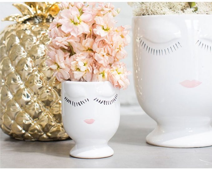 This Face Vase Makes an Awesome Gift on Etsy | Emmaline Bride