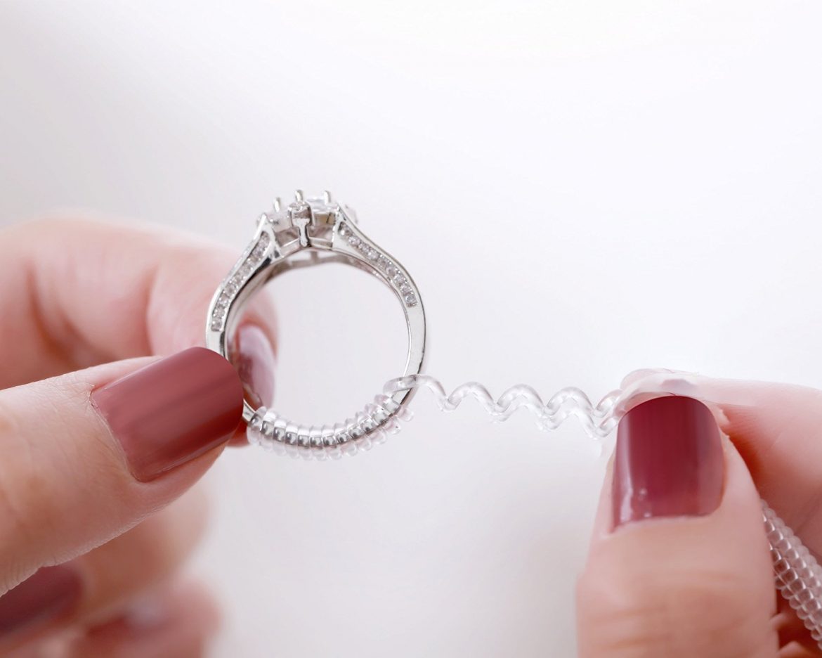 How to Keep Wedding Ring from Spinning: #1 Cheap & Easy Fix