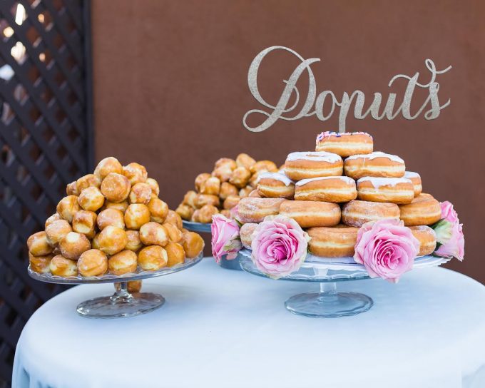 20 Donut Wedding Ideas That Will Blow Your Mind | Emmaline Bride