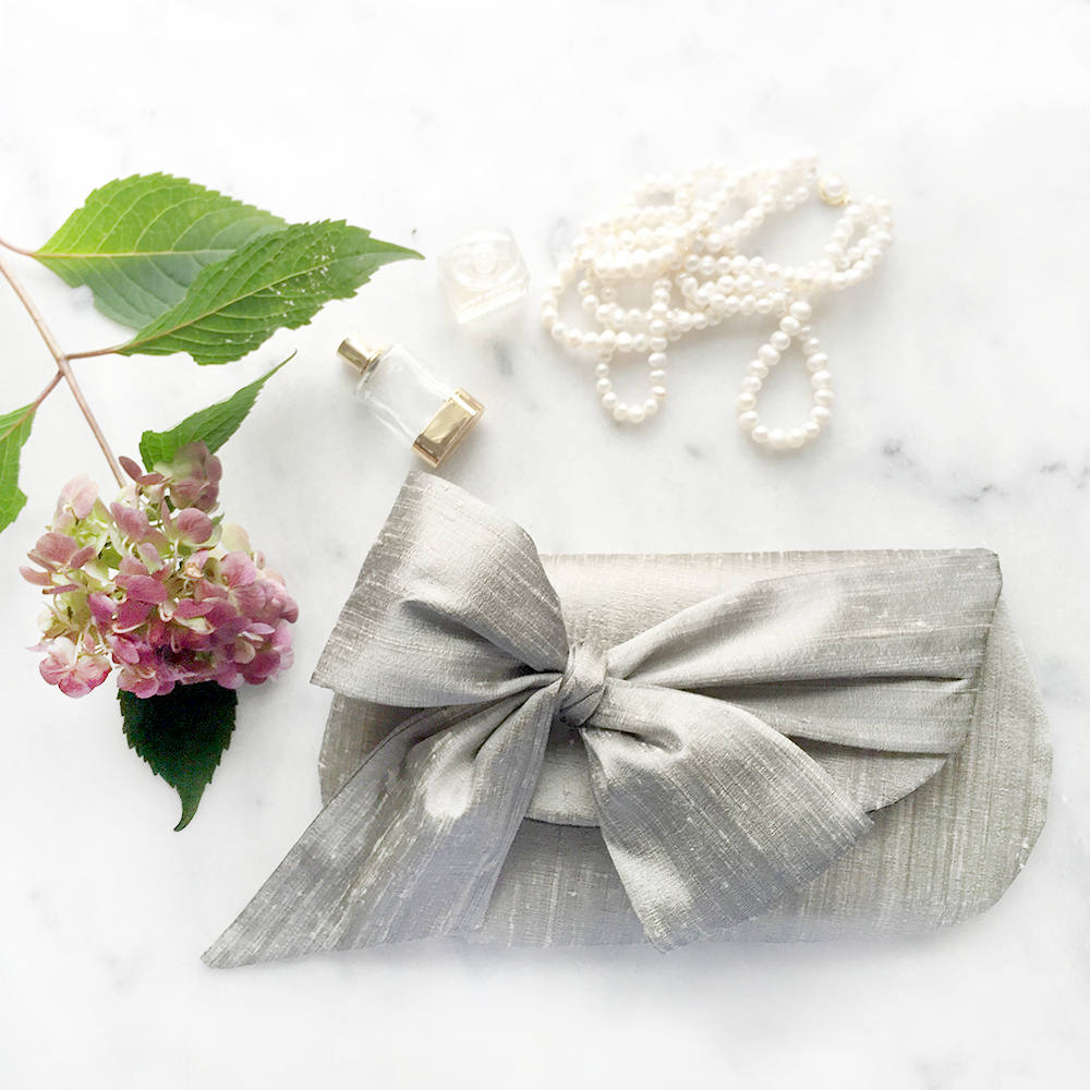 15 Most Thoughtful Mother of the Bride Gifts | Emmaline Bride