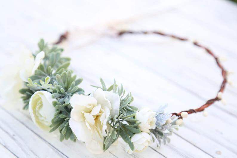 50 Best Bridal Flower Crowns for Weddings | Emmaline Bride