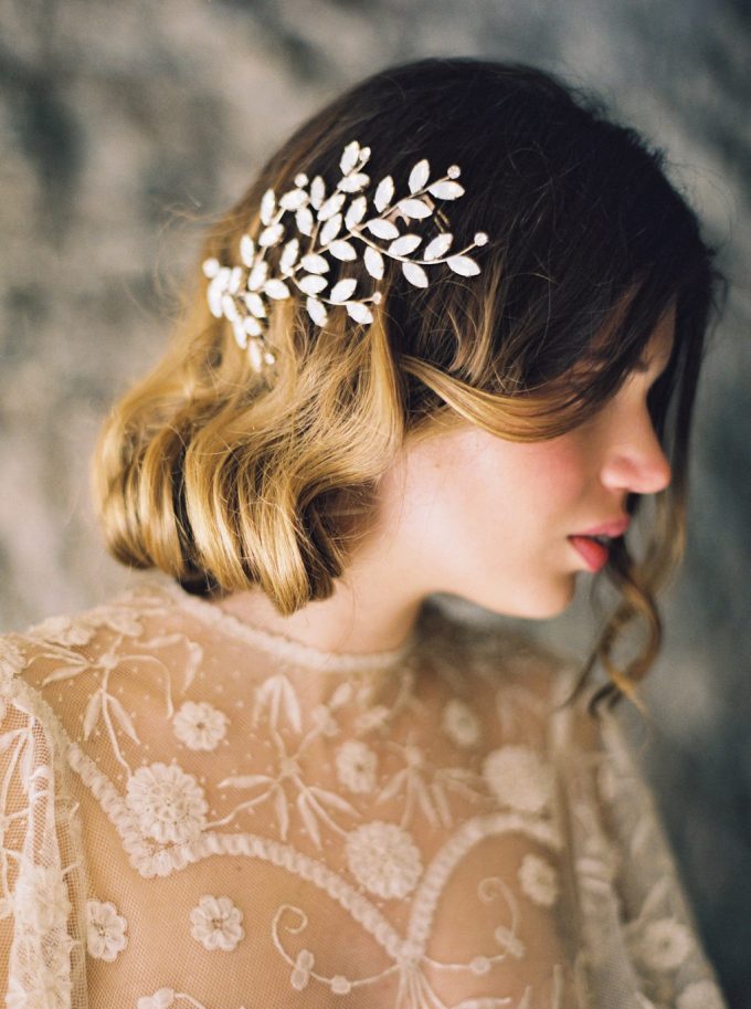 50 Best Bridal Hair Combs on Etsy for Weddings | Emmaline Bride®