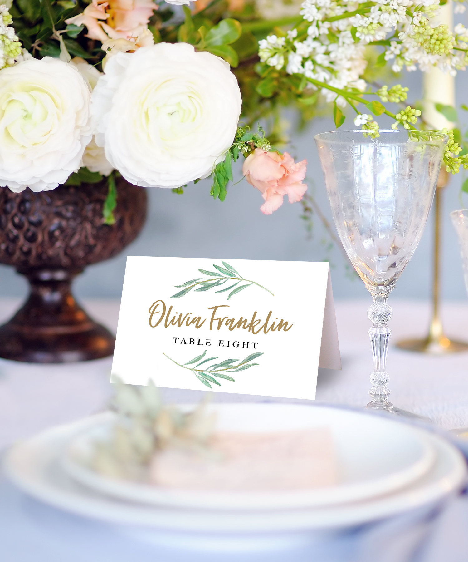 25 Unique Wedding Place Settings + Table Setting Ideas | Emmaline Bride
