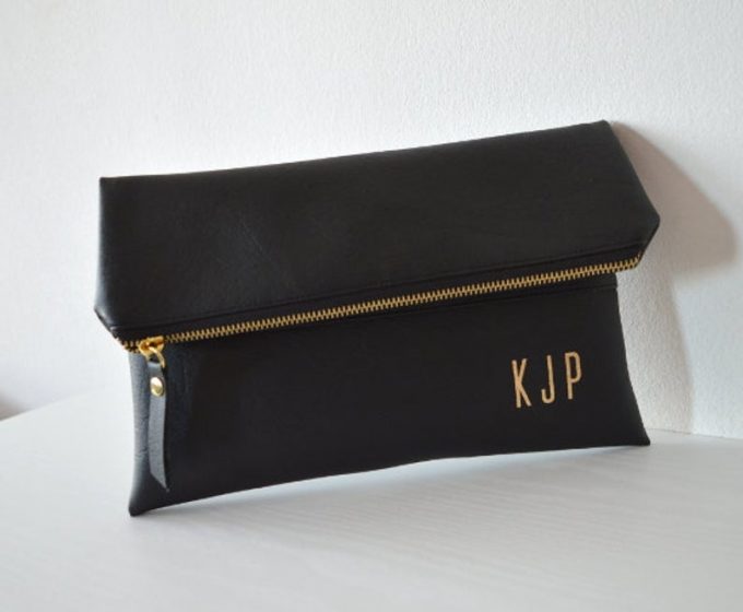 This Monogram Purse is a Favorite for Bridesmaids | Emmaline Bride ...