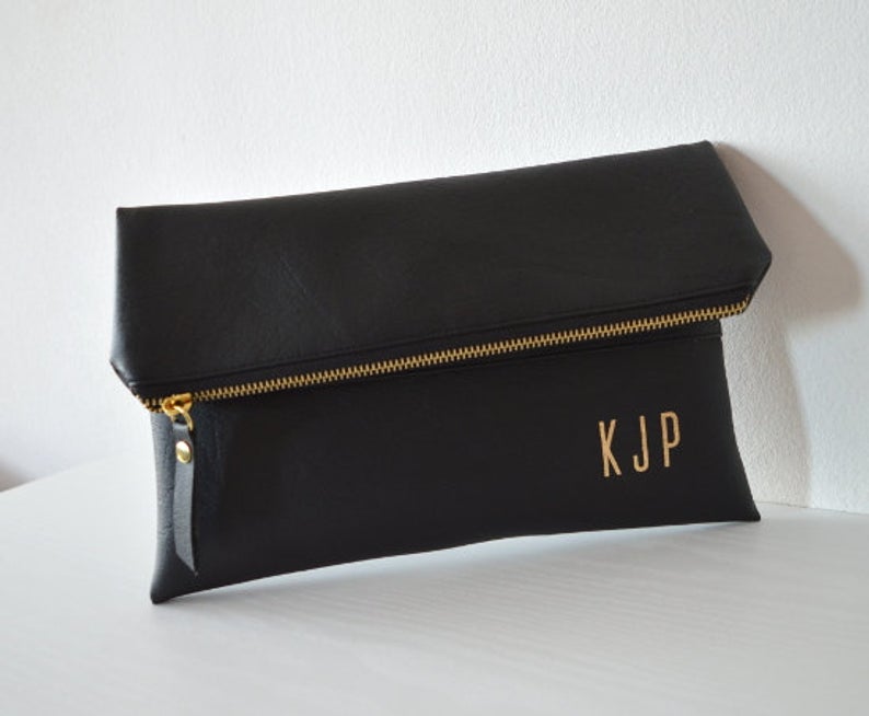 This Monogram Purse is a Favorite for Bridesmaids | Emmaline Bride ...