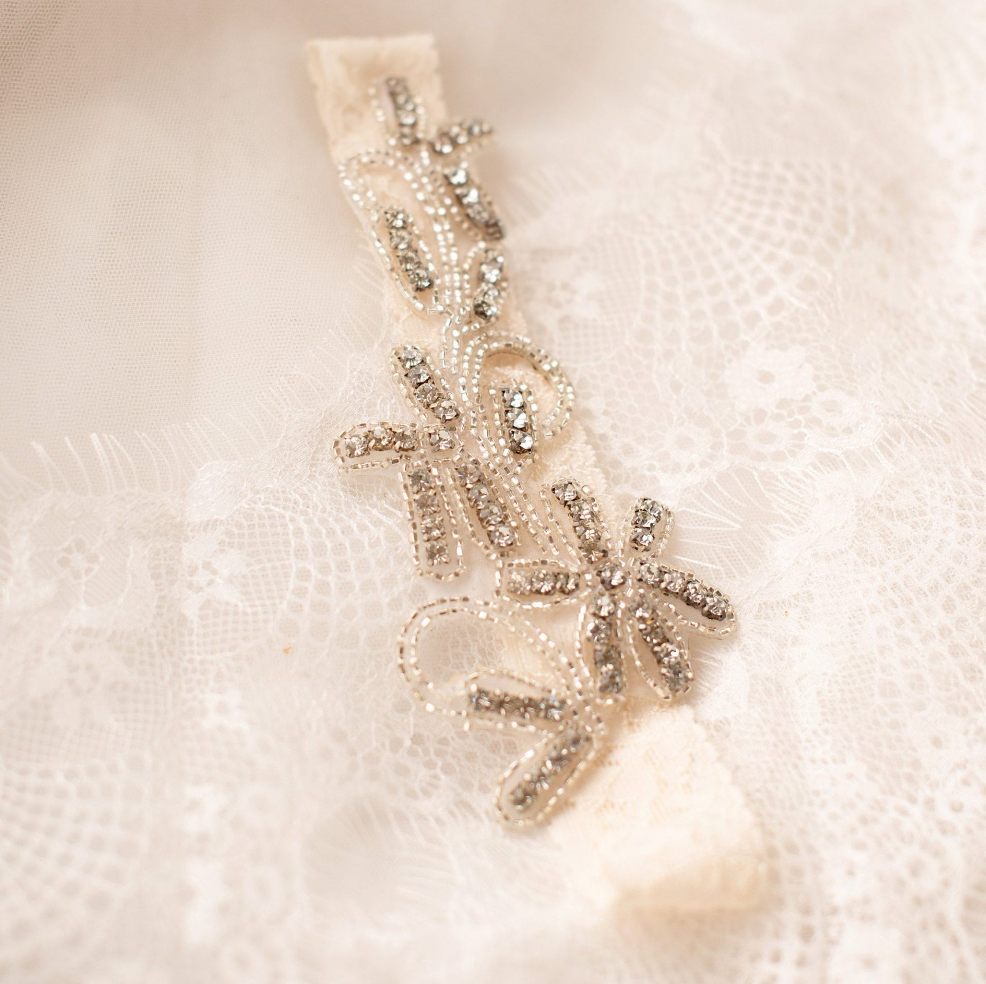 Lace Wedding Garters: These Heirloom Bridal Garters Are Beautiful!