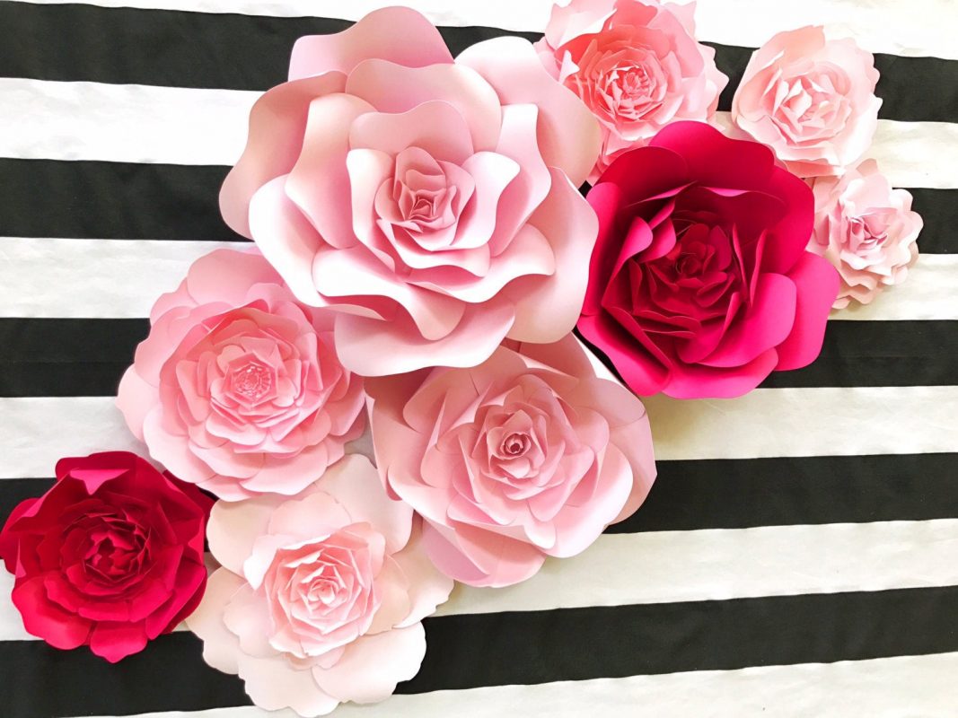How to Make a Cool Backdrop with Large Paper Flowers | Emmaline Bride ...