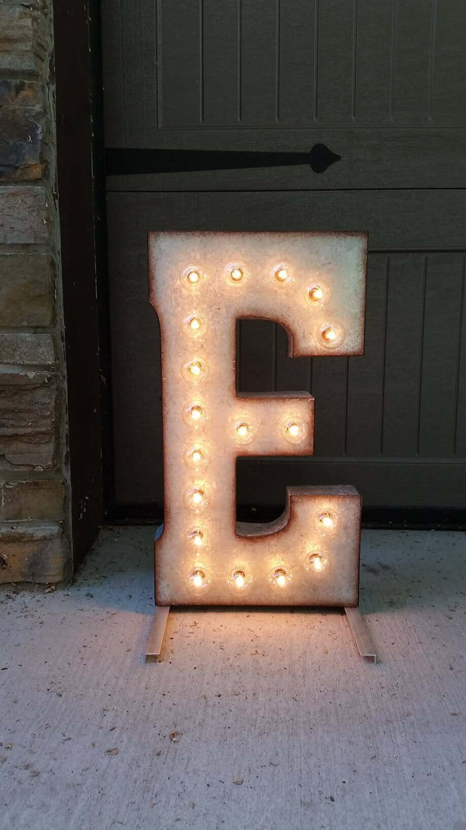 Where to Buy Large Marquee Letters for your Wedding | Emmaline Bride