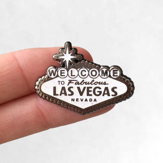 50+ Best Las Vegas Themed Wedding Ideas (PHOTOS) | Emmaline Bride
