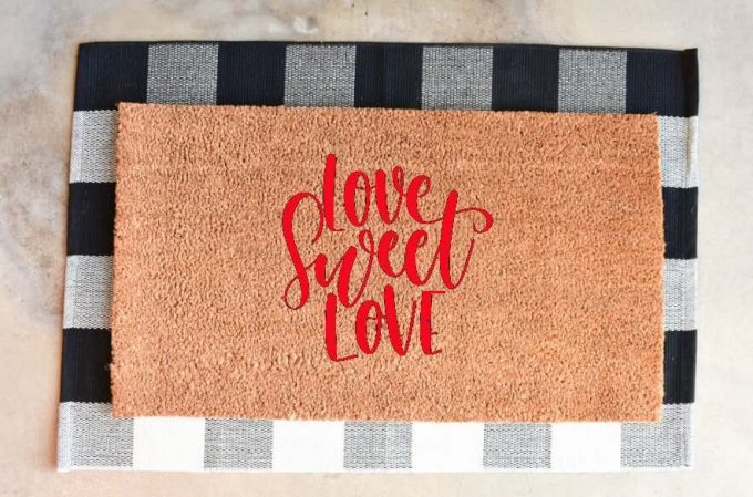 The 17 Cutest Valentine's Day Doormats on Etsy | Emmaline Bride