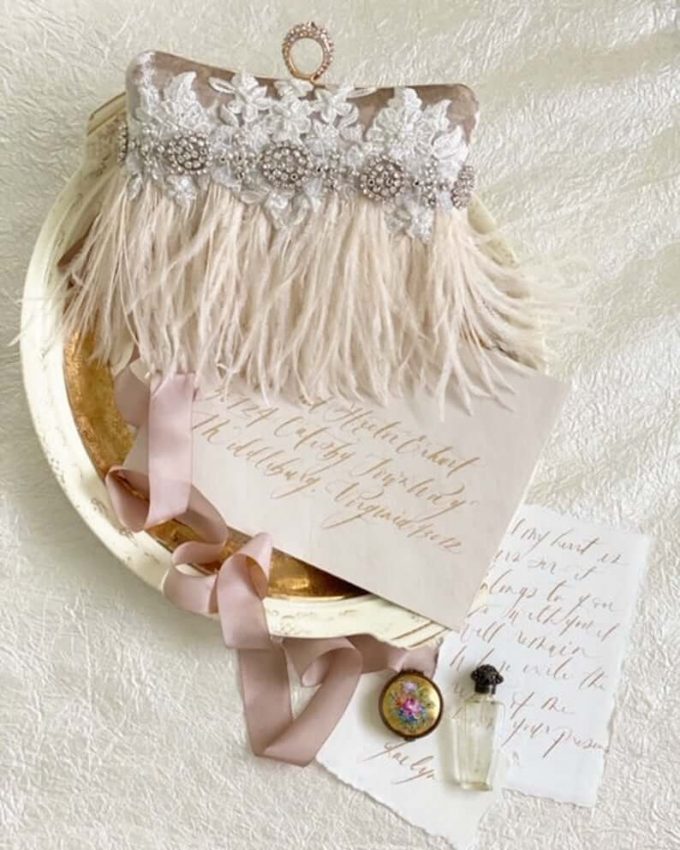Roaring 20's: Feather Purse for the Bride | Emmaline Bride Wedding Blog