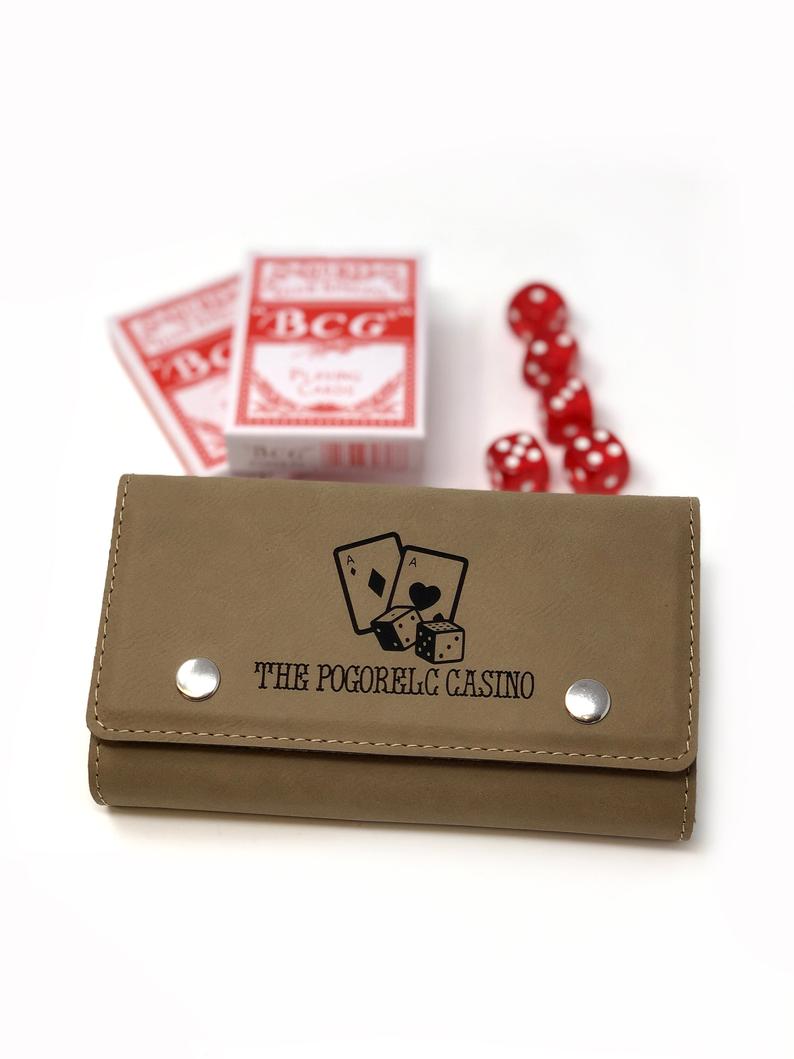 10 Best Poker Groomsmen Gift Ideas | Emmaline Bride Wedding Blog