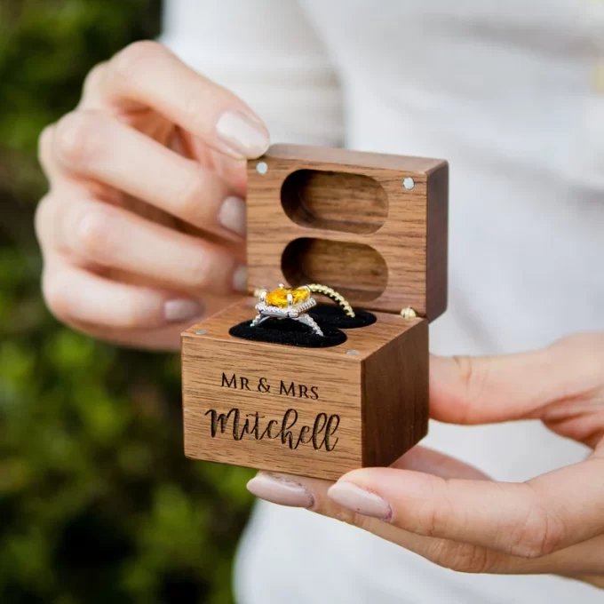 Now THESE Are The Most Modern Ring Boxes for Weddings