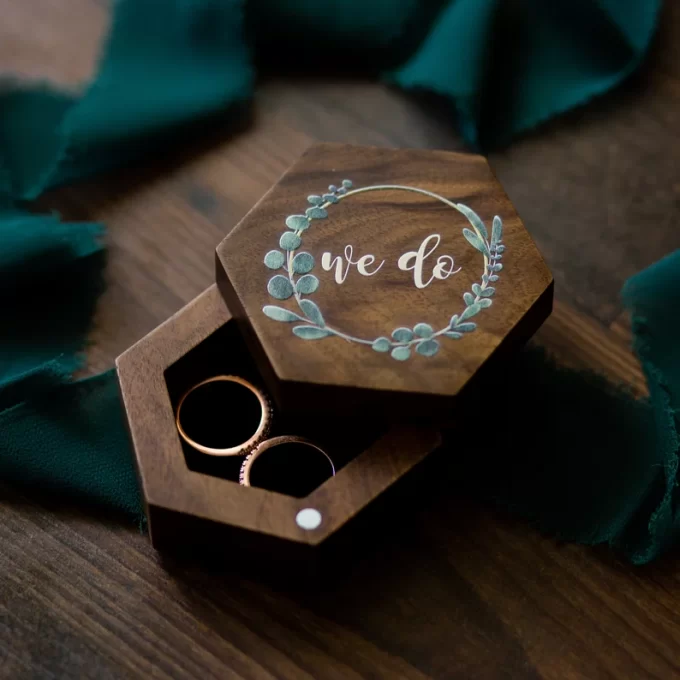 Now THESE Are The Most Modern Ring Boxes for Weddings