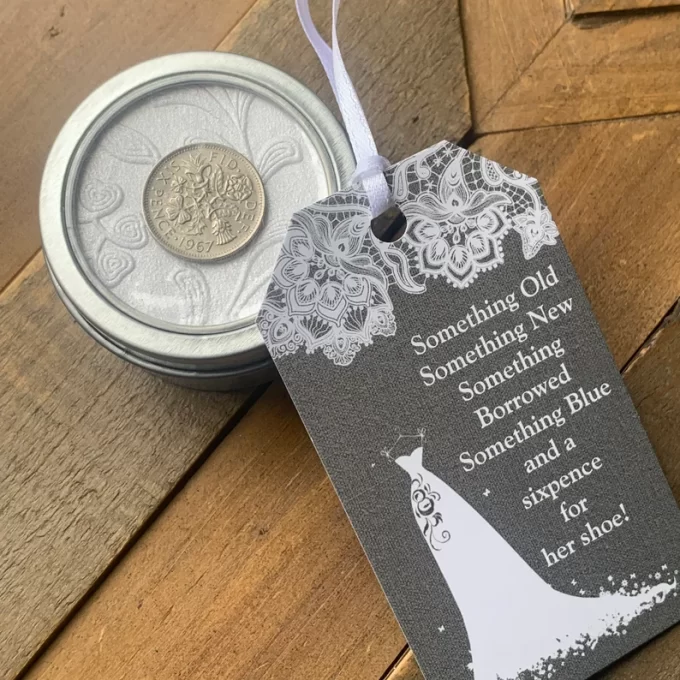 50 Best Morning of the Wedding Gifts for the Bride the Day-Of