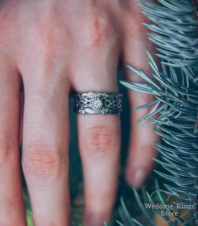 9 Unique Celtic Wedding Rings for Irish Weddings: What It Means