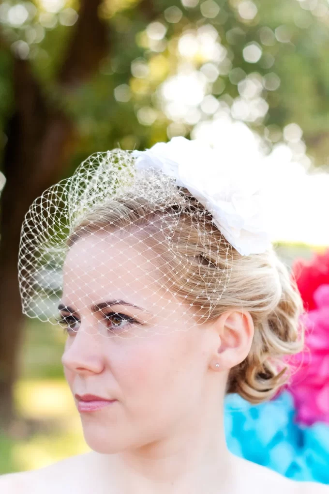 Where to Get Cute Short Wedding Veils: Birdcage, Shoulder-Length, Etc.