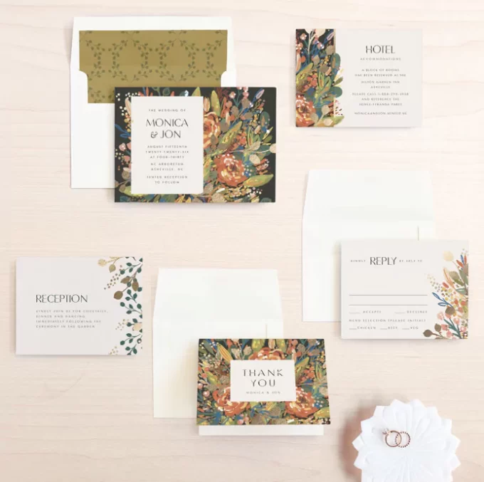 24 Wedding Invitation Trends That Are Topping The Charts in 2024