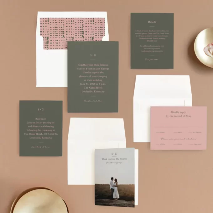 24 Wedding Invitation Trends That Are Topping The Charts in 2024