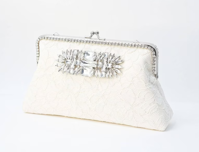 34 Most Beautiful Bridal Purses to Carry at Your Wedding [2023]