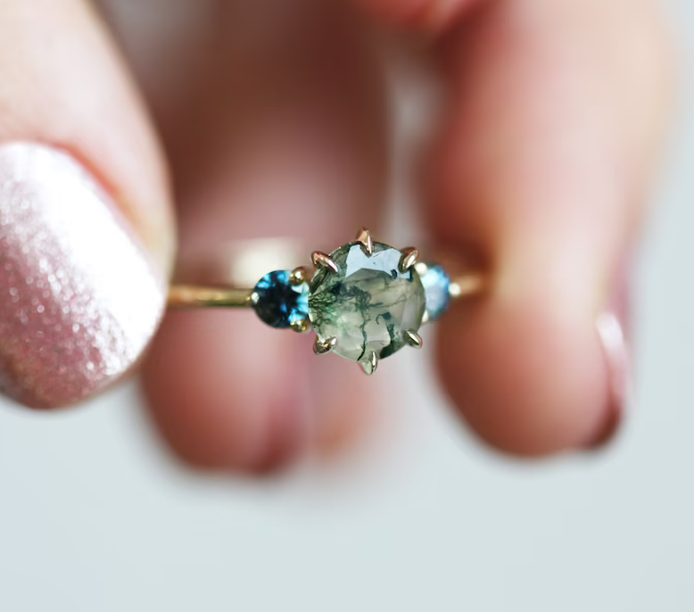 How To Buy an Etsy Engagement Ring: The Ultimate Buyer's Guide