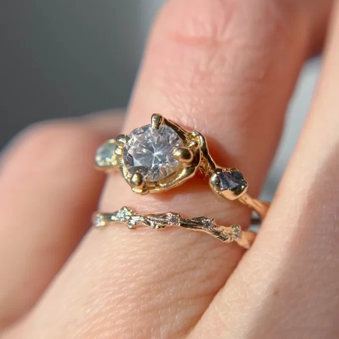 How To Buy an Etsy Engagement Ring: The Ultimate Buyer's Guide