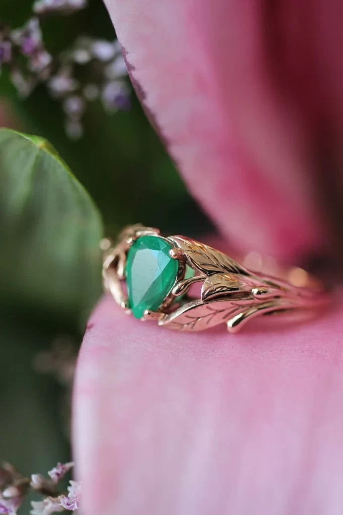 26 Nature Themed Engagement and Wedding Rings To Cherish