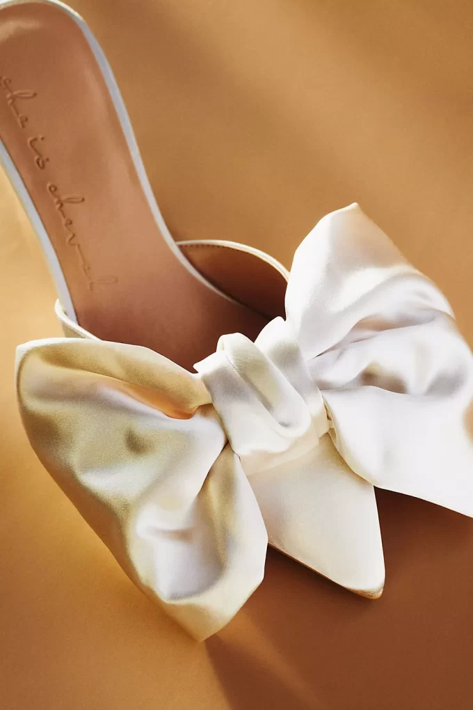 31 Best Bow Wedding Heels + Shoes for the Bride