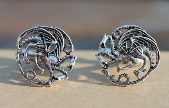 32 Custom Cufflinks That Make Awesome Groomsmen Gifts