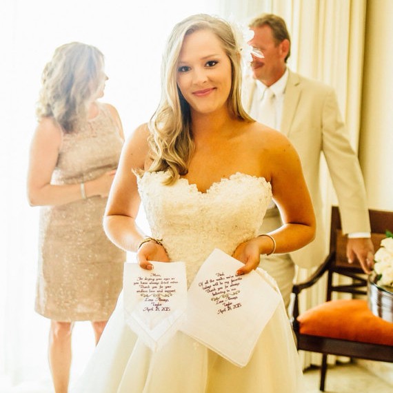 This is the New Favorite Gift for Parents of the Bride | Emmaline Bride ...