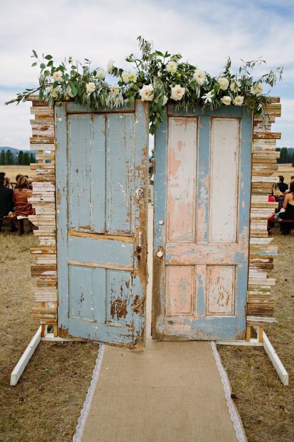 14 Most Beautiful Ceremony Backdrops Using Doors