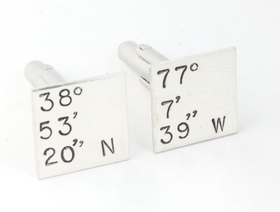 32 Custom Cufflinks That Make Awesome Groomsmen Gifts