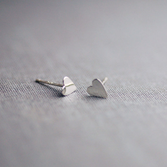 Tiny Heart Stud Earrings You Need to Start Wearing
